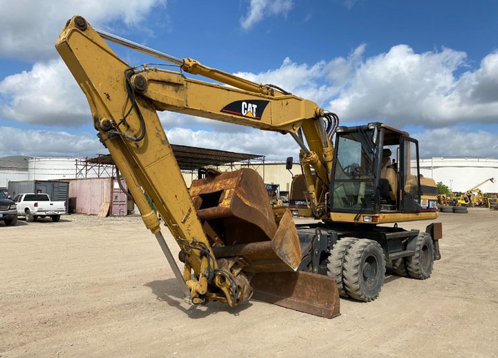 2002 Caterpillar M318 For Sale in Houston, Texas, USA | MY-Equipment.com